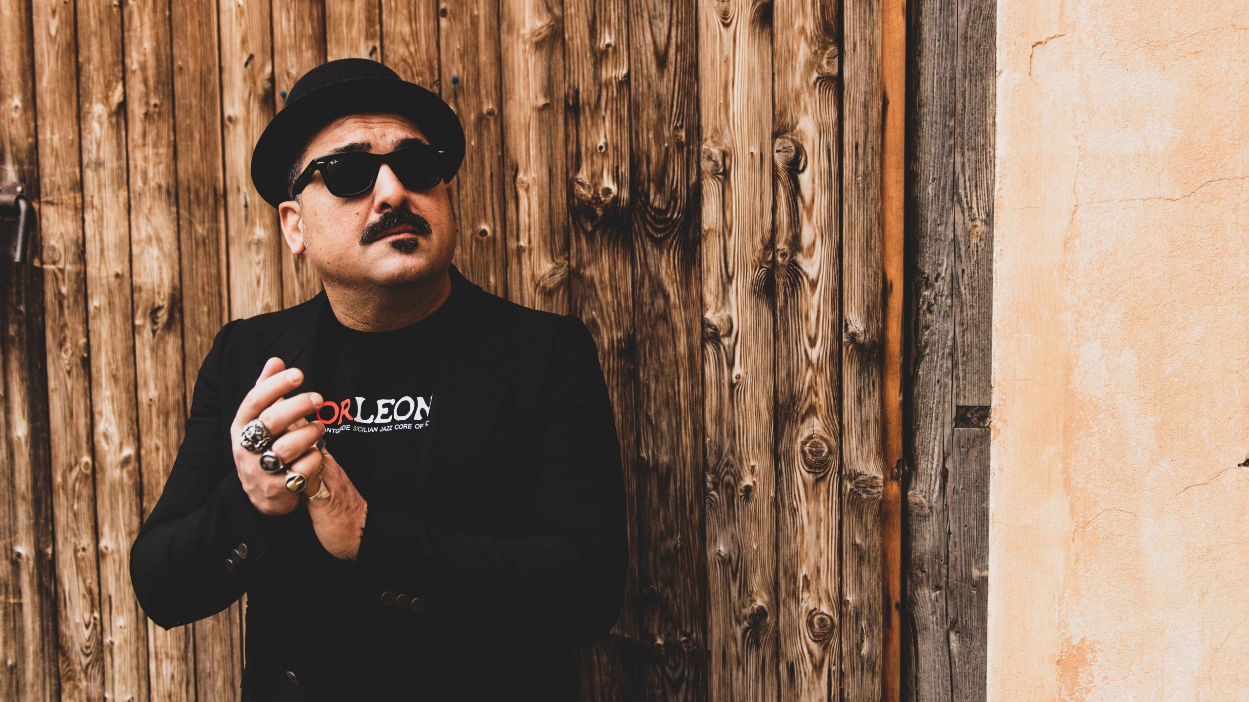 La Sicilia di Roy Paci è piena di sonorità: «Una costante ispirazione ...