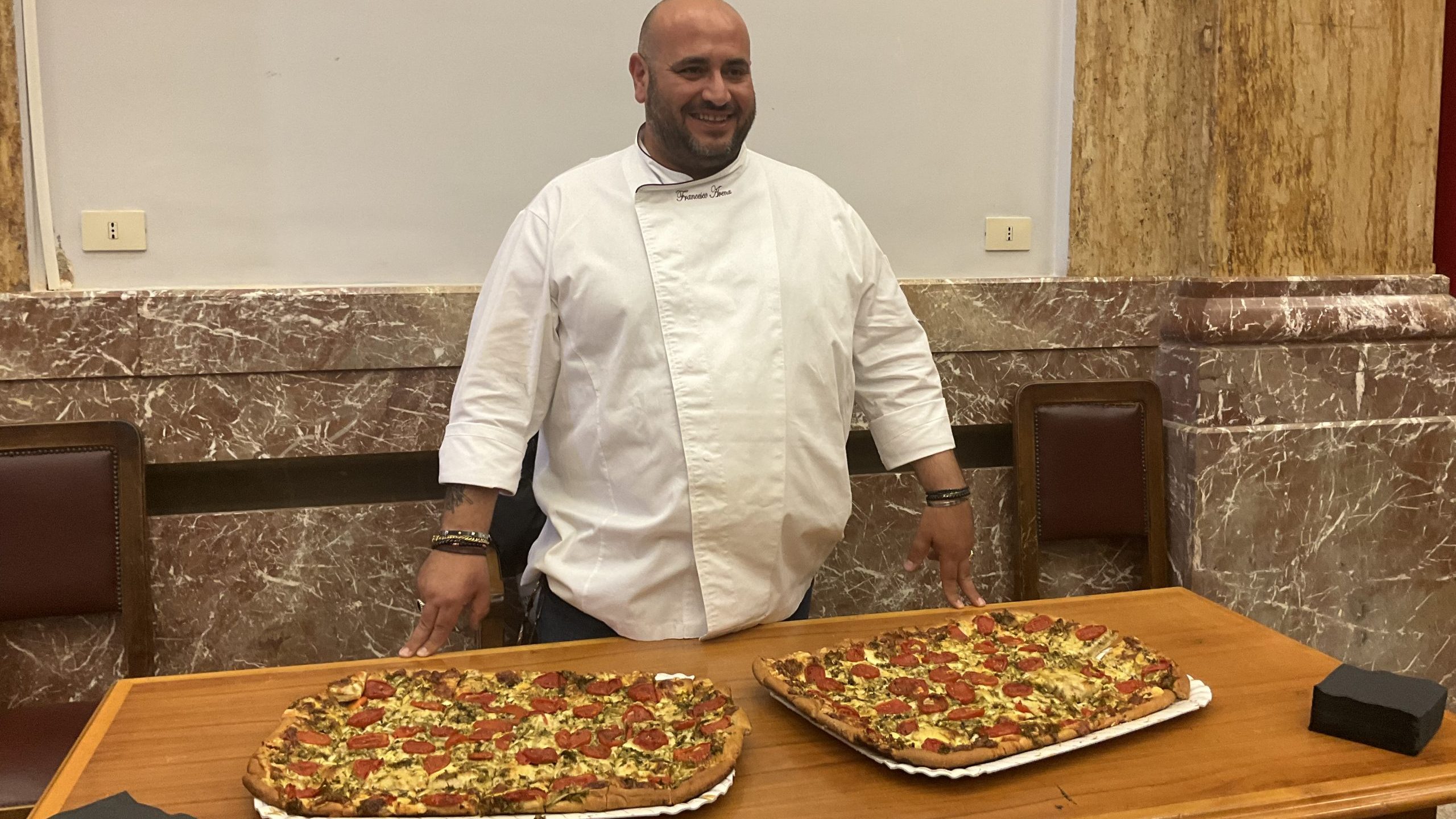 Focaccia, pitoni e arancini: Francesco Arena porta un po’ di Messina a ...